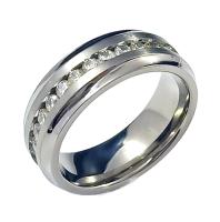 China Fashion Jewelry Diamond Engagement Ring Pure Titanium Wedding Ring Tr1901 for sale