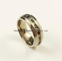 China Titanium Jewellry Ring with Black and White CZ Stainless Steel Rings Titanium Band Accessories (TR1942) for sale