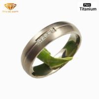 China Ring Jewelry Pure Titanium 6mm Wedding Ring with Zircon Stone Ring for Women Tr1950 for sale