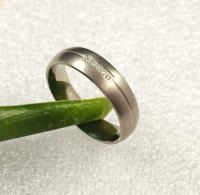 China Ring Jewelry Pure Titanium 6mm Wedding Ring with Zircon Stone Ring for Women Tr1950 for sale