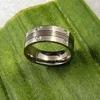 China Factory Wholesale High Quality Pure Titanium Jewelry CZ Titanium Wedding Ring Tr1958 for sale