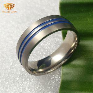 China Fashion Jewelry Top Quality Matte with Blue Groove Pure Titanium Wedding Ring Tr1938 for sale