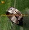 China Top Quality Matte Surface and Polished Edage with Groove Pure Titanium Wedding Band Tr1972 for sale