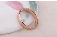 China Couple Ring Gold Men and Women Ring IP18K Rose Gold Ring Korean Version Factory Wholesale Tst2834 for sale