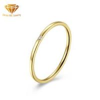China Fashion Jewelry Titanium Steel Zircon 1mm Ring Stainless Steel Simple IP Gold Couple Ring for Women SSR2067 for sale