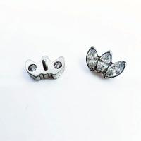 China ASTM F136 Titanium 3 Marquise CZ Set Curve Top Piercing Internally Threaded Jewelry Labret Earring Sm0546 for sale