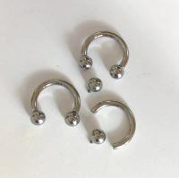 China ASTM F136 G23 Titanium Internal Thread Horseshoe C Shape Ring Piercing Women Body Jewelry Tp1902I for sale