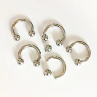 China ASTM F136 G23 Titanium Internal Thread Horseshoe C Shape Ring Piercing Women Body Jewelry Tp1902I for sale