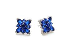 China ASTM F136/G23 Titanium Implant Grade Titanium Threadless Push in Prong Set CZ Top Ear Studs Lip Nail Lip Jewelry Tpn085 for sale