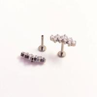 China ASTM F136 Titanium 9 CZ Top Internally Threaded Labret Women Piercing Studs Body Piercing Sm0538 for sale