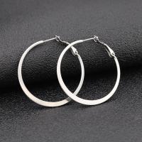 China Factory Direct Sale Flat Round Exaggerated Big Earrings Nightclub Fashion Big C-Shaped Earring Ear Buckle Titanium Steel Earrings Er0056 for sale