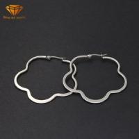 China Fashion Trend New Stainless Steel Titanium Steel Plum Blossom Type Flattened Big Ear Ring Hypoallergenic Earrings Er0039 for sale