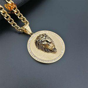 China European and American Hip-Hop Hiphop Jewelry Titanium Steel Gold-Plated Diamond Frosted Disc Lion Head Pendant Spt1028 for sale
