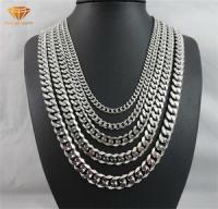 China Fashion European and American Titanium Steel Six-Sided Grinding Necklace Domineering Rough Vacuum Plating with Chain Single Buckle Hot-Selling Twisted Ssnl2630s for sale