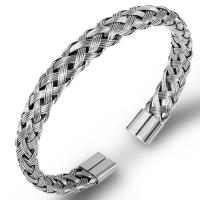 China Wholesale of European and American Fried Dough Twists Braided Steel Wire 8mm Men's Simple Stainless Steel Bracelet Bg2165 for sale
