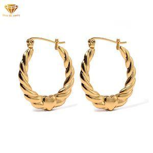 China Love Winged Earrings Simple and Versatile Small and Fresh Earrings Wholesale for sale