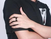 China Fashion Jewelry High Quality Carbon Fiber 8mm Red and Black Carbon Fiber Tungsten Ring Tst8131 for sale