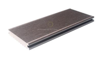 China 135x23mm Traditional Solid Wood Plastic Composite Wood Flooring Outdoor for sale