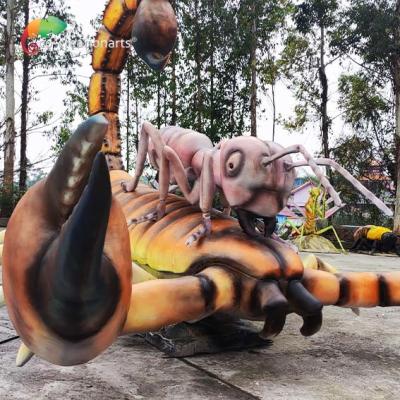 China Lifelike Realistic Animatronic Animals Scorpions Fight With Ants Sun Resistance for sale