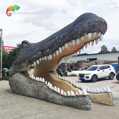 China Waterproof Fibreglass Life Size Animals Fiberglass Crocodile Head Door Decoration for sale