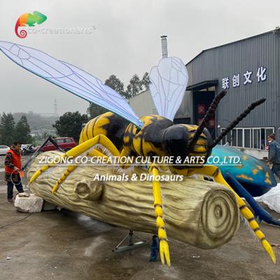 China Animatronic Insects Giant Animatronic Bee For Theme Park Decoration for sale