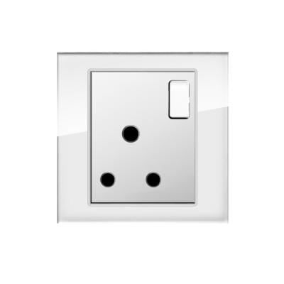 China Villa Hotel Uk Standard Power Socket Round Hole Style 86mm Size for sale