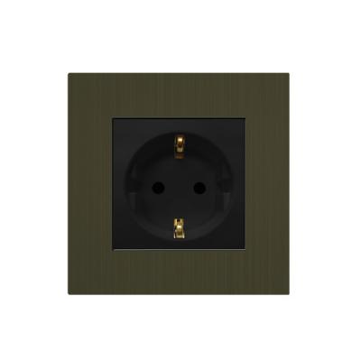 China Wall Schuko Socket Outlet 16A Metal Material for Home / Hotel for sale