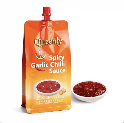 China 450g Garlic Chilli Sauce Packaging Bag Flat Bottom Shelf Stable Oil Resistance With Spout for sale