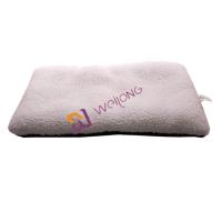 China Quilted BSCI Self Heating Pet Pad Convertible Cuddle Thermal Dog Blanket for sale