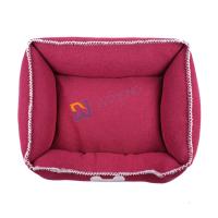 China Cat / Dogs Self Warming Pet Bed With Non Slip Bottom 45-65cm length for sale