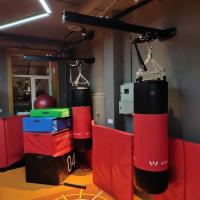China Single Wall Mount Boxing Bag Hanger Heavy Duty Punching Bag Mounting Bracket for sale