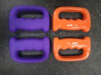 China Custom Color Vinyl Dumbbell Set Boxing Fitness Accessories For Men for sale