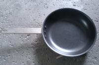 China aluminum frying pan skillet in aluminum commercial frying pan for sale