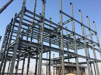 China Custom Steel Structure Building with Q355B H-Section Steel, 1-100 Ton Crane Capacity, and 50-200mm Insulated Panels for sale
