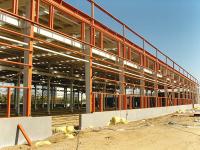 China Durable Prefabricated Steel Buildings for Warehouse Workshop with 5-15MT Crane Capacity and Custom Sizes for sale