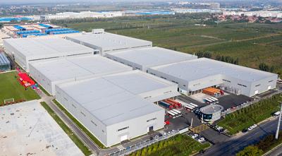 China Prefabricated Steel Structure Building 0.3-0.7mm Panels with 50-200mm Insulation for Warehouse and Factory for sale