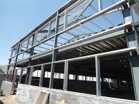 China Custom Prefabricated Steel Structure Warehouse Building with Q355 Steel Frame and Large Span Design for sale