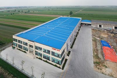 China Q235B Steel Structure Workshop Building - Custom Industrial Metal Construction with Q235/Q355 Materials and Clear-Span Design for sale