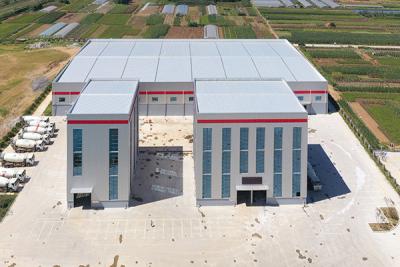China Pre-Engineered Steel Buildings with Q235B/Q355B Materials - Custom Sizes for Warehouses & Industrial Use for sale