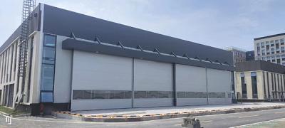 China Custom Steel Structure Hangar with CE EN1090 ISO9001 Certification - 5MT to 15MT Crane Capacity Options for sale