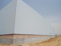 China Carbon Steel Pre-Engineered Building with Q235/Q355B H-Section Steel, 2mm Tolerance for Industrial & Commercial Use for sale