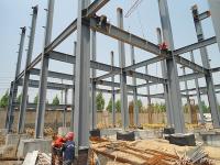 China 45m Span Prefabricated Steel Structure Factory Building with Q355 Steel & Custom Crane Options for sale