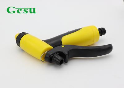 China Commercial Water Hose Adjustable Spray Nozzle With Hold On Clip Continuous Spraying for sale