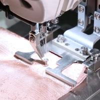 China Textile Folding Machine for Semi-Automatic Pleating Sewing of Curtains at 2500 rpm/min for sale