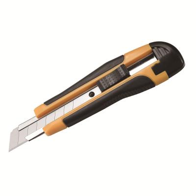 China SX82 Overmolded Cutter Snap Off Knives For Easy And Convenient Blade Replacement for sale