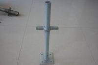 China Q235 steel  ,3.0-4.5kgs and black, blue or customized crew jack base of scaffolding parts for sale