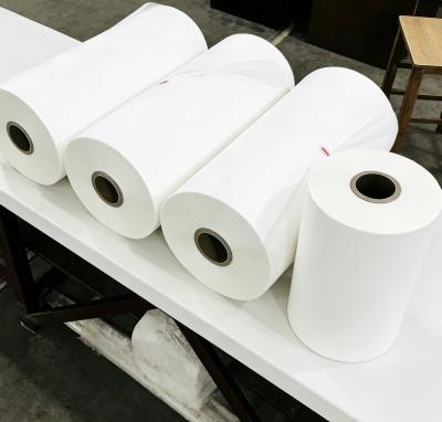 China Smooth And Reflective Metalized PET Film With Heat Resistance Up To 110°C And Chemical Resistance For Packaging And Lamination for sale