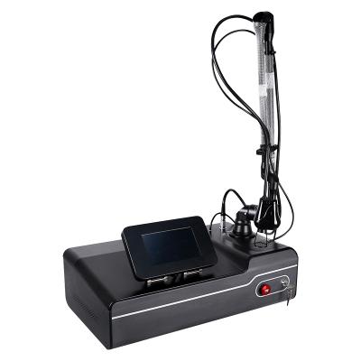 China 40W Glass Tube 10600nm Fractional Co2 Laser For Acne Removal Scar Remove Treatment for sale