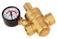 China Adjustable DN15 Brass Water Pressure Regulator With Gauge Meter for sale