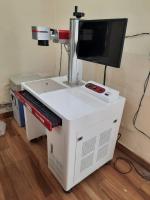 China 355nm UV Laser Marking Machine 3W/5W/10W Optional Power ±0.01mm Accuracy for sale